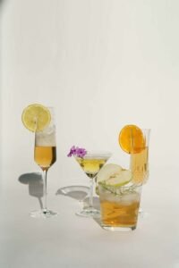 What are the differences between Limoncello and other lemon liqueurs ...