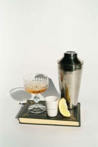 How is white rum made? - drinkstype.com