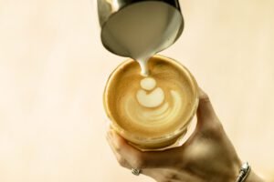 What are the healthiest milk options for making milk-based drinks ...
